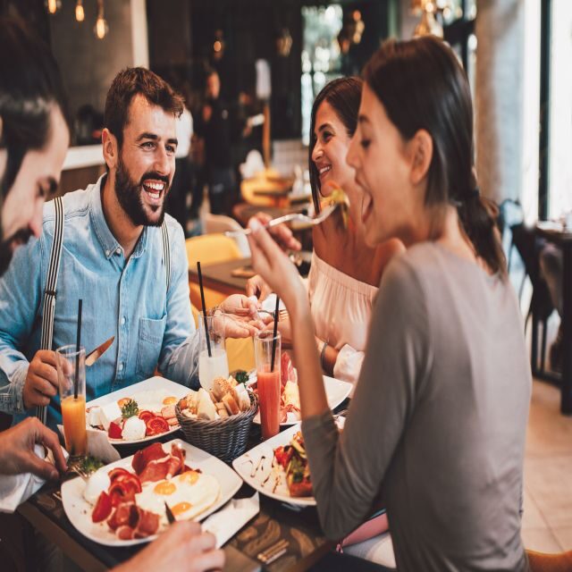 London: English Food Tasting & Private City Sightseeing Tour - Who Should Book This Tour?
