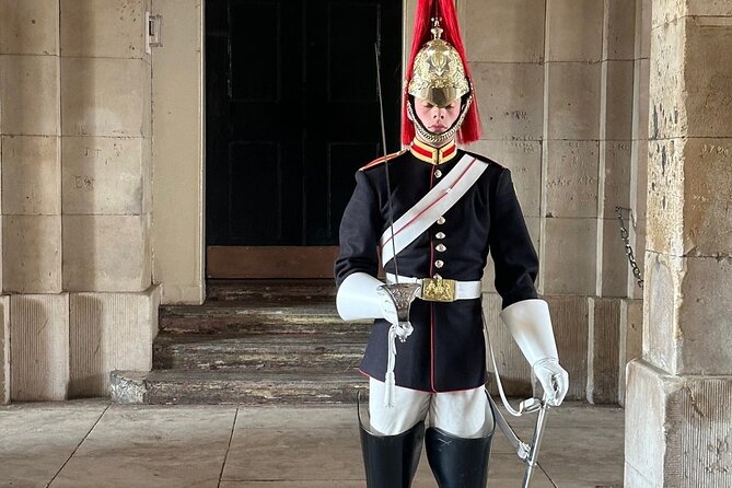 London Essential 2 Hour Introductory Walking Tour - Guided Experience With a Local