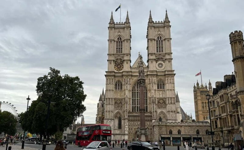 London: Essential Tour and Changing of the Guard, in Spanish - Why This Tour Might Be Perfect for You