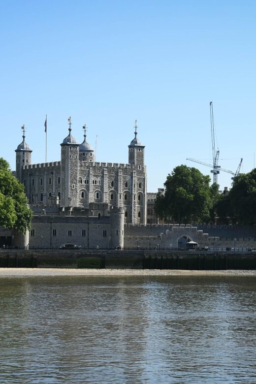 London: Explore The Tower of London & Tower Bridge! - A Deep Dive into the London Experience