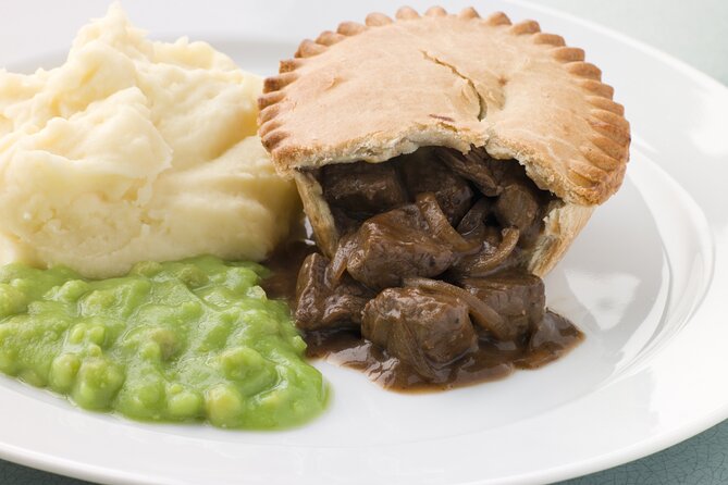 London Food & Drinks Private Tour - British Taverns & Pubs - The Sum Up