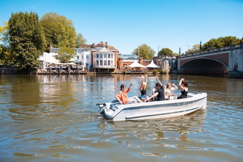 London: GoBoat Rental in Kingston upon Thames - An Authentic Way to View Kingston and the Thames