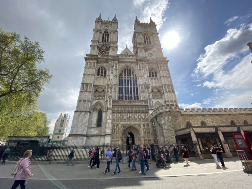 London: Guided Westminster Abbey Tour and Refreshments - Practical Tips for Travelers