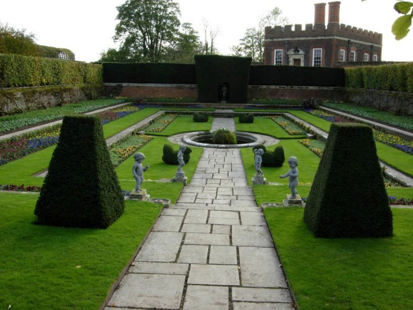 London Half-Day Private Chauffeur Driven Tour - Who Should Consider This Tour?