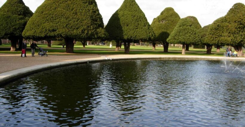London: Hampton Court Private Guided Tour - Is It Worth the Cost?