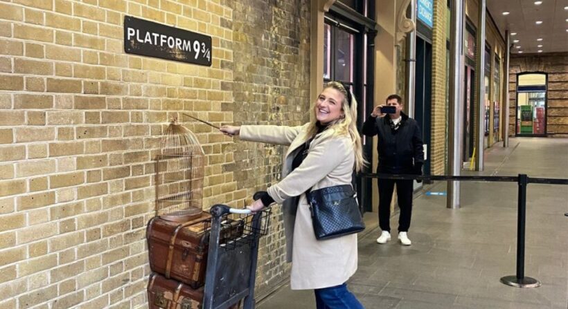 London: Harry Potter Walking Tour with Platform 9 3/4 - Introduction