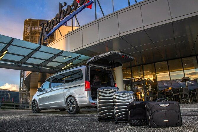 London Heathrow Airport (LHR) to Lincolnshire Luxury Transfers - Customer Reviews and Testimonials