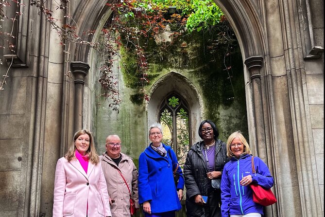 London Hidden Gardens Taxi Tour - The Sum Up