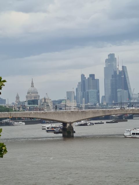 London: Highlights and Hidden Gems Private Guided Tour - Deep Dive into the Highlights