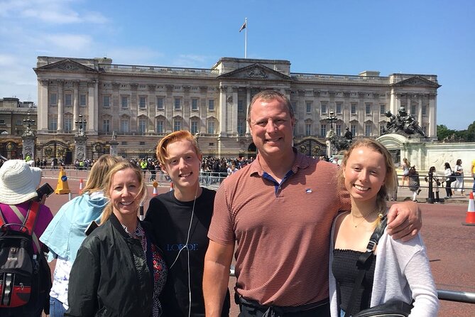 London Highlights Family-Friendly Walking Tour With Top Guide - Customization and Flexibility