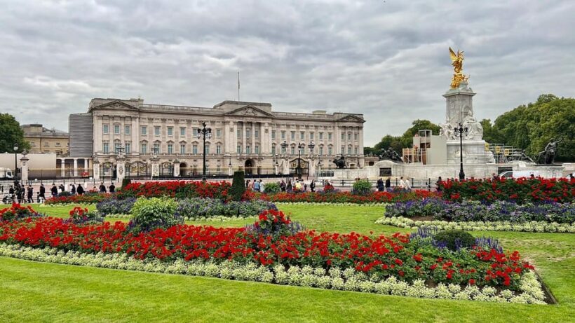 London Highlights Group Tour on Spanish - Who Will Benefit Most?