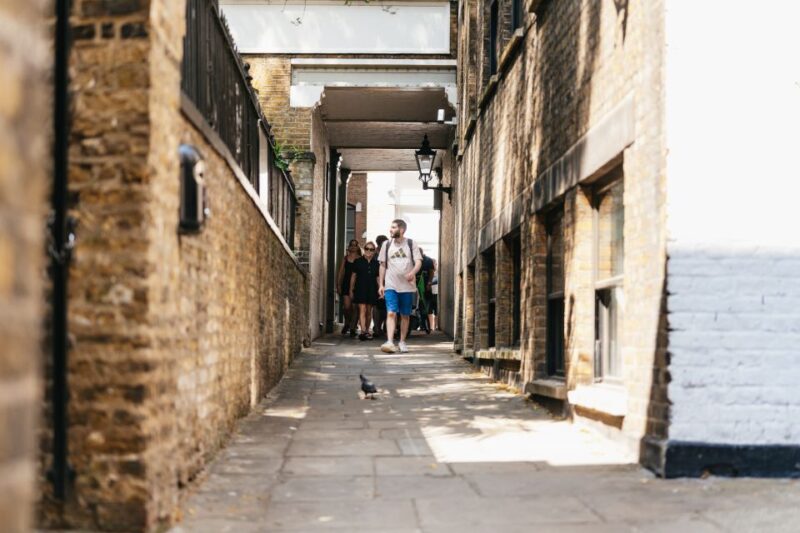London: Historic Pubs of Central London Walking Tour - A Guide to the London: Historic Pubs of Central London Walking Tour