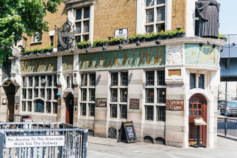 London: Historic Pubs of Central London Walking Tour - A Deep Dive Into the Experience