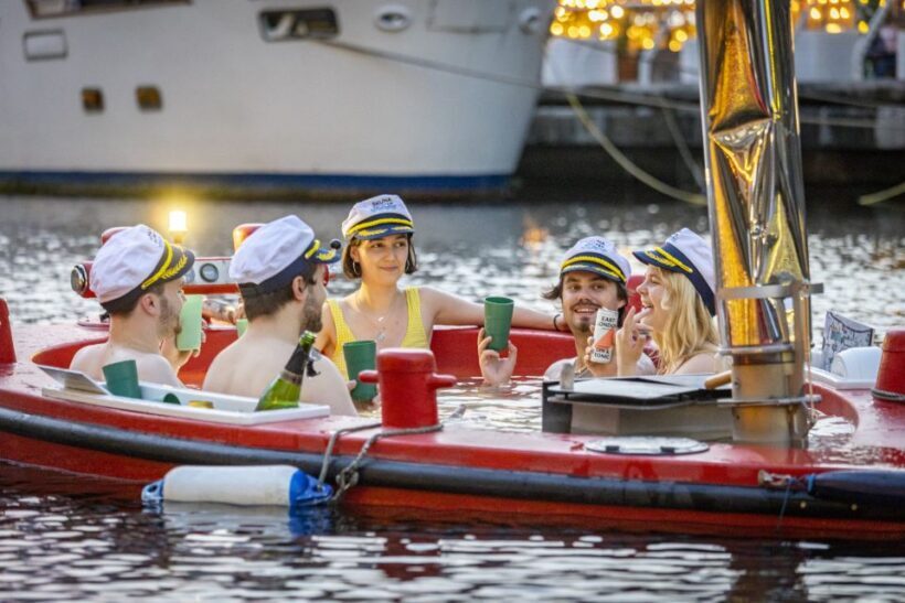 London: Hot Tub Boat Guided Historical Docklands Cruise - What you need to know beforehand