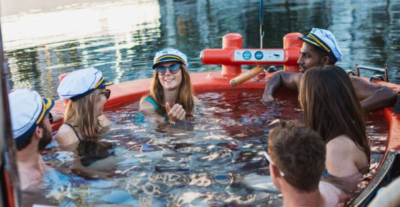 London: Hot Tub Boat Guided Historical Docklands Cruise - FAQ