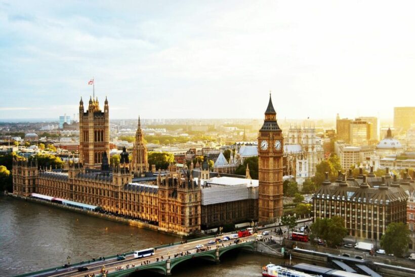London: Houses of Parliament, Trafalgar Square & Royal Parks - The Value of This Tour