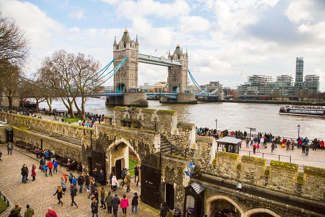 London in One Day Tour With River Cruise & London Eye Option - Practical Considerations