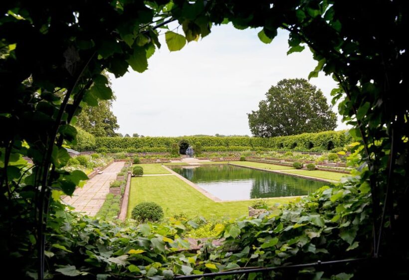 London: Kensington Palace Tour, Guard Change & Afternoon Tea - FAQ
