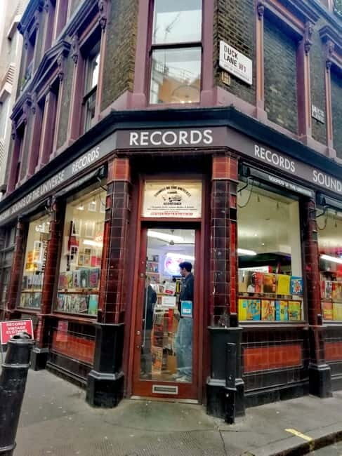 London: 'London Rocks!' Private Music Walking Tour in Soho - Introduction