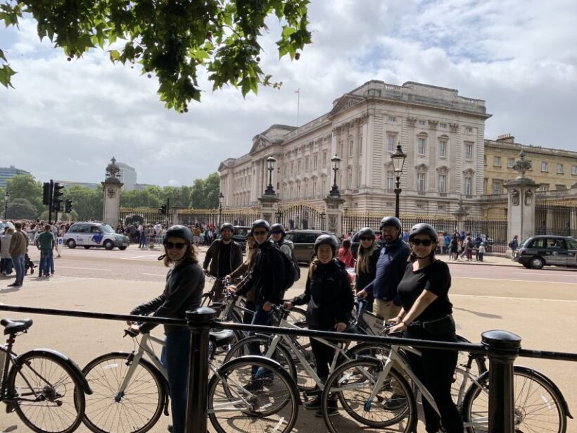 London: Parks and Palaces Guided Morning Bike Tour - Royal Parks and Historic Residences