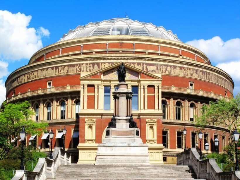 London: Private 2-Hour Sightseeing Tour with a Local Expert - Key Points