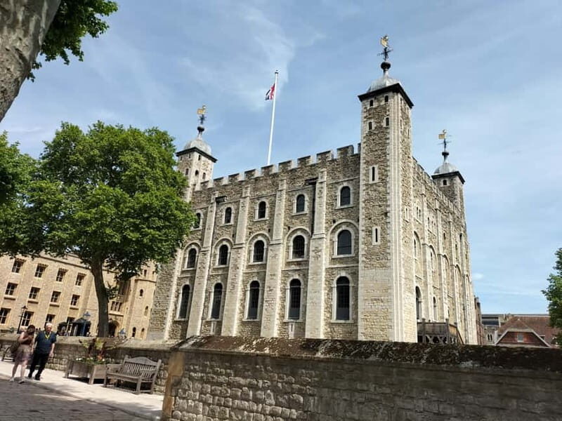 London: Private Classic Sightseeing Tour in a Black Taxi - What Makes This Tour Stand Out