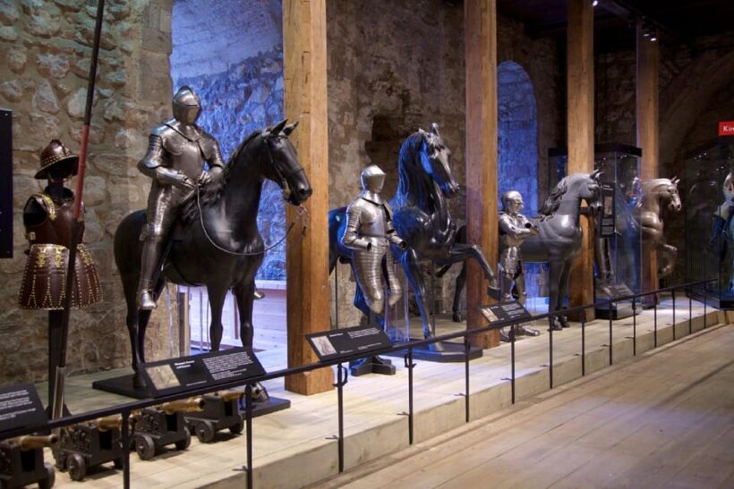 London: Private Crown Jewels Car Tour - Duration and Timing