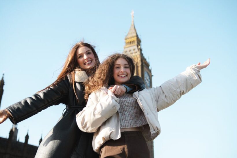 London: Private Landmark Tour with Professional Photographer - Key Points
