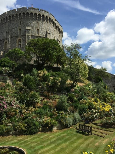 London: Private Tour to Windsor Castle, Stonehenge & Bath - Key Points