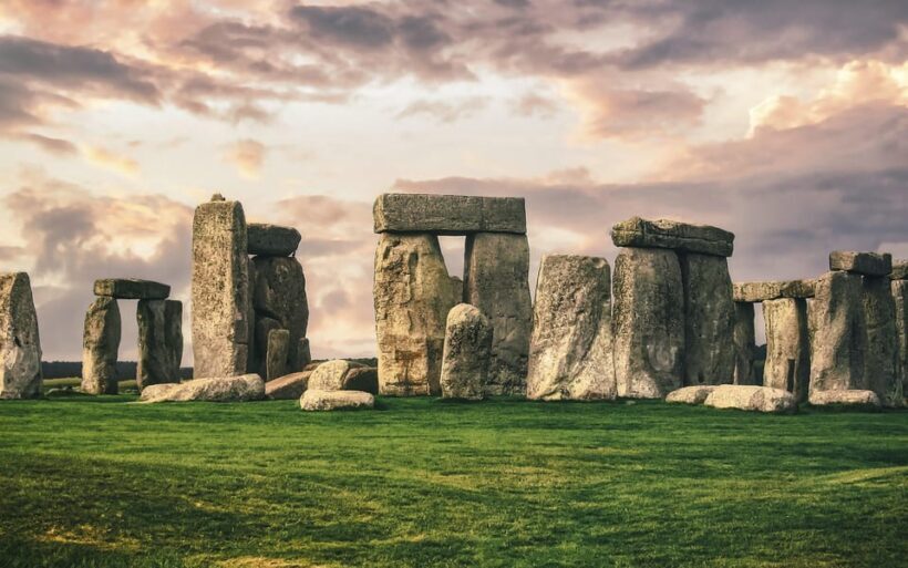 London: Private Tour to Windsor Castle, Stonehenge & Bath - FAQs