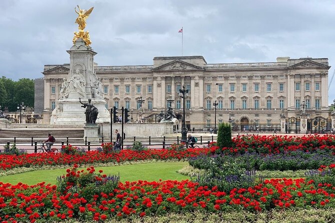 London Private Walking Tour With Brazilian Portuguese Guide - Cancellation and Booking Information