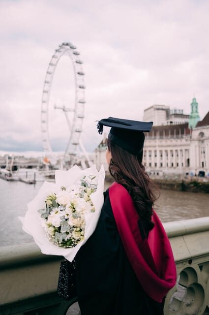 London: Professional Photoshoot to create special moments - What to Expect on the Day