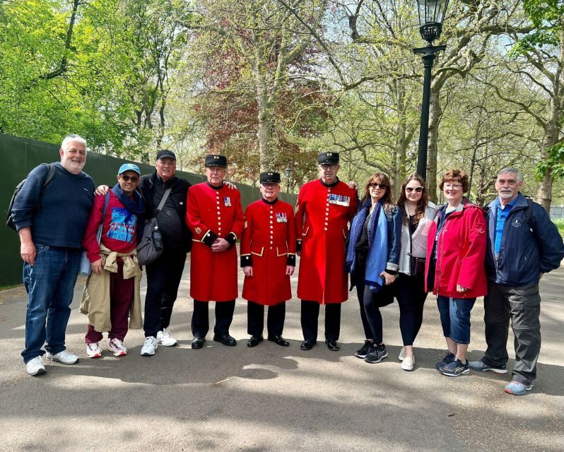 London: Royal Family and Changing of the Guards Walking Tour - Practical Tips for Participants
