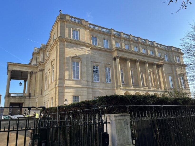 London: Royal Family and Changing of the Guards Walking Tour - FAQ