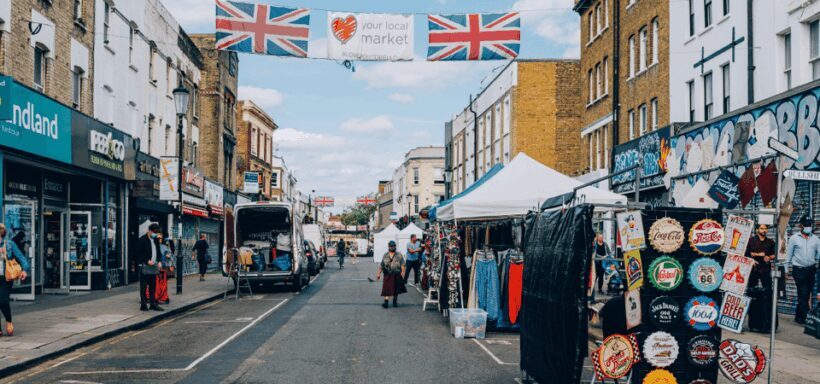 London: Self-Guided Notting Hill Walking Tour with an APP - The Practical Side: What to Expect