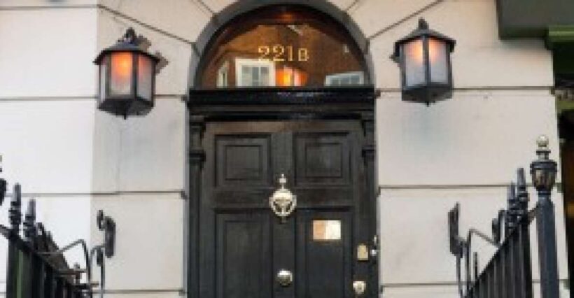 London: Sherlock Holmes Tour by Black Cab - An Authentic Sherlock Experience on Four Wheels