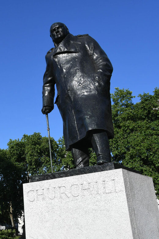 London Sightseeing Taxi Tour & Churchill War Rooms Entry - Key Points