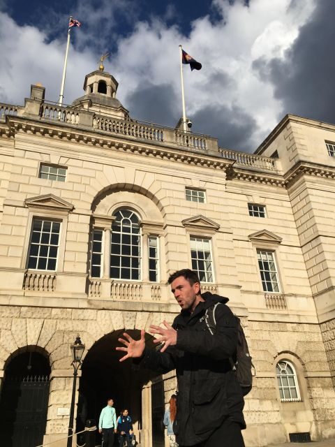 London: Sightseeing Tour - in clear, slow English - The Value of the Tour
