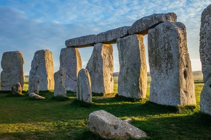 London: Small Group Stonehenge and Bath Tour & Secret Site - Who Should Book This Tour?
