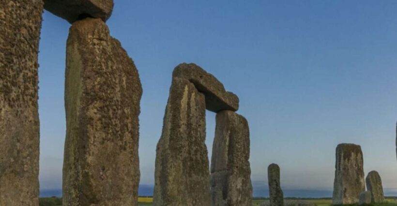 London: Stonehenge 6 Hour Tour By Car With Entrance Ticket - Why the Guided Approach Matters