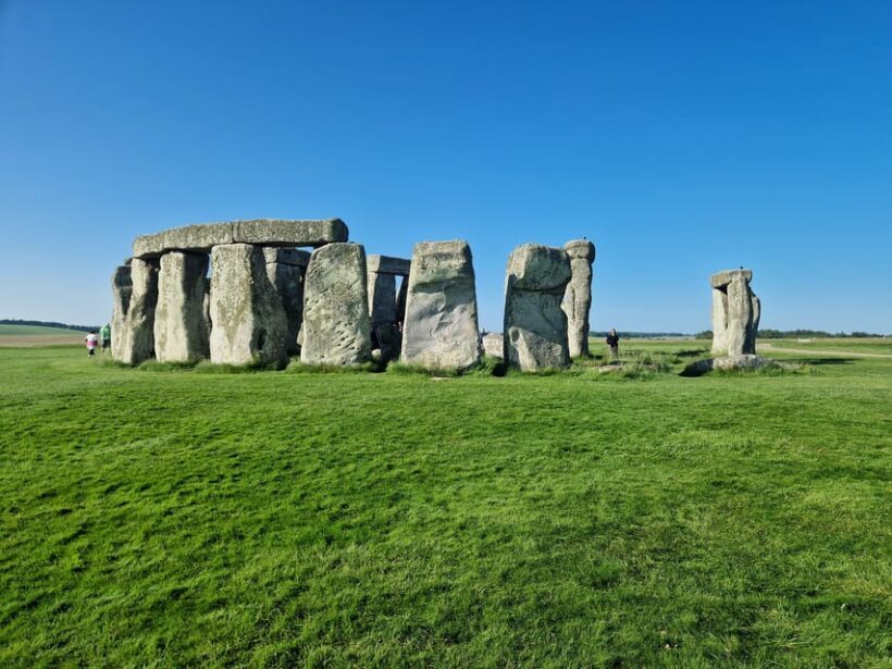 London: Stonehenge and Woodhenge Private Black Cab Tour - Why Choose a Black Cab?
