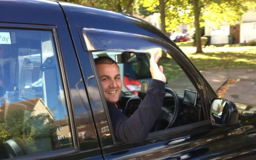 London Taxi 50+ Sights Tour & Kensington Palace Entry - Why Choose the London Taxi 50+ Sights Tour?