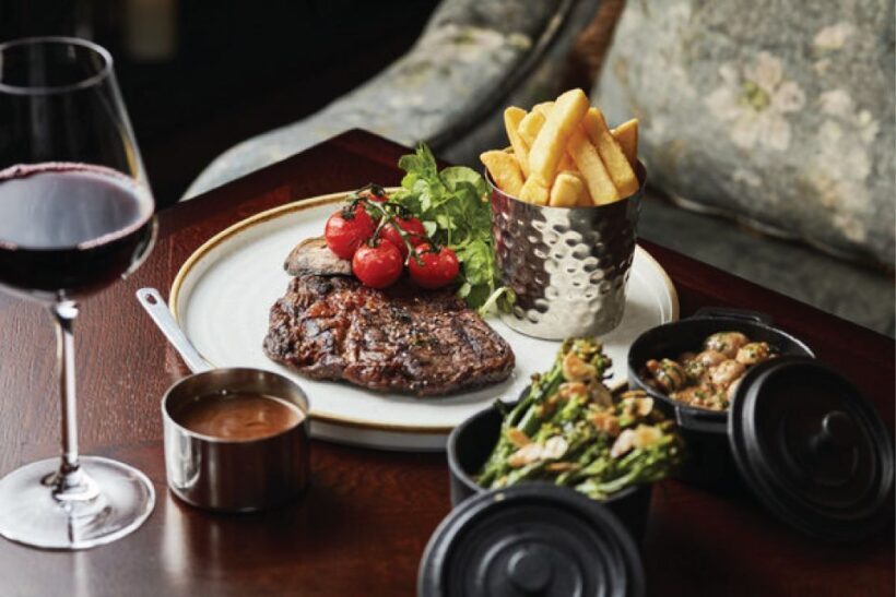 London: The Tina Turner Musical and Meal with Sparkling Wine - The Meal Experience