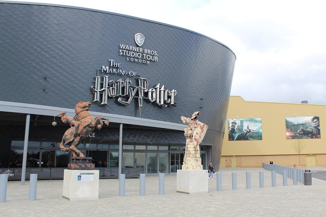 London to Harry Potter Studio Private Round-Trip Transfer - Key Points