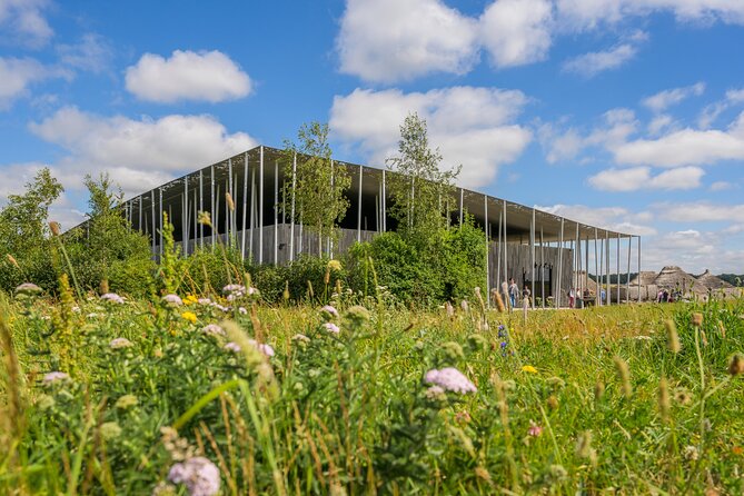 London to Stonehenge Shuttle Bus and Independent Day Trip - Transportation Details