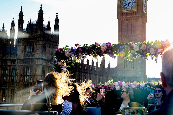 London Tootbus Bar Bus Sunset Tour With Drinks - Meeting Point and Tour Logistics