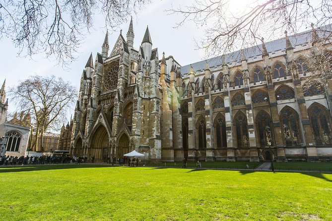 London Tootbus Hop on Hop off Bus Tour and Thames River Cruise - Key Attractions Covered