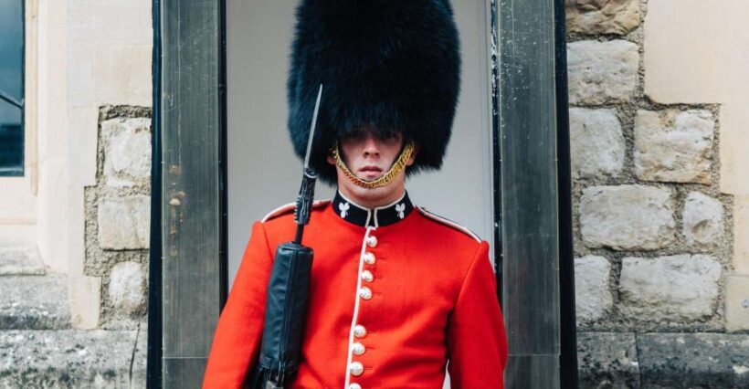 London: Tour with Private Guide - Exploring Londons Landmarks and Hidden Corners