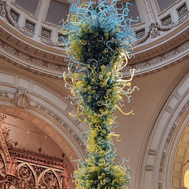 London: Victoria and Albert Private Tour with Expert Guide - Why This Tour Works for You