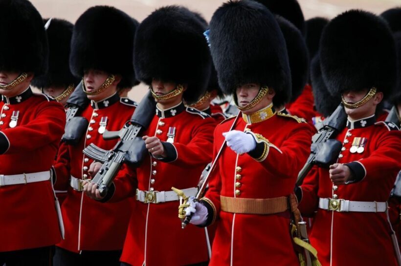 London Vintage Bus Tour, Thames Cruise, Fish & Chips - Who Should Consider This Tour?